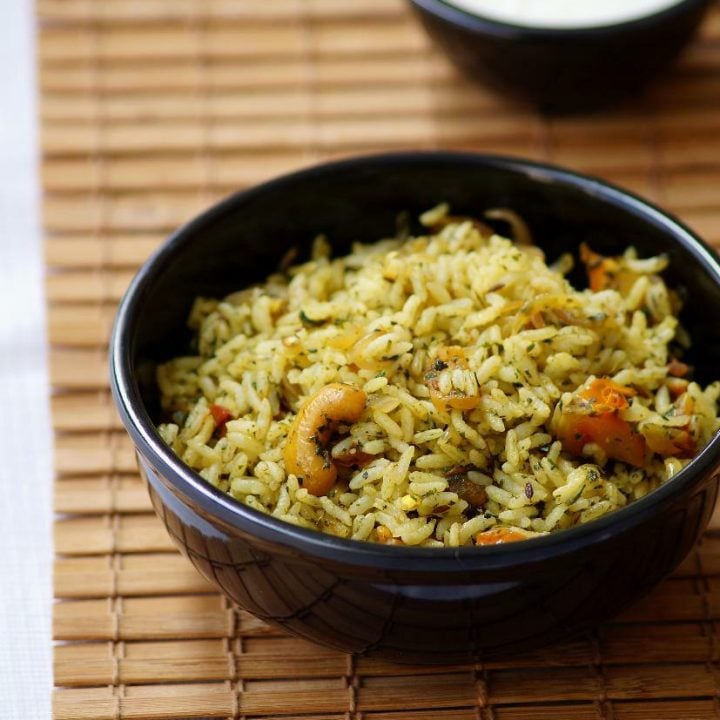 Pudina Rice Recipe - Andhra Style Mint Rice Recipe - Easy Lunch Box Recipe