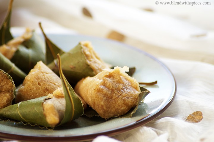 Kumbilappam Recipe - Traditional Steamed Banana Dumplings Recipe