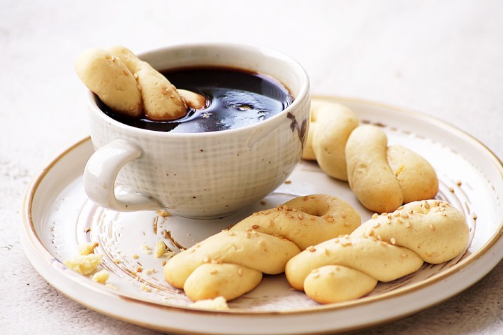 Koulourakia - Greek Easter Cookies