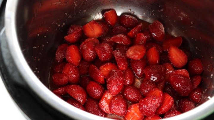 Instant Pot Strawberry Jam - Blend with Spices